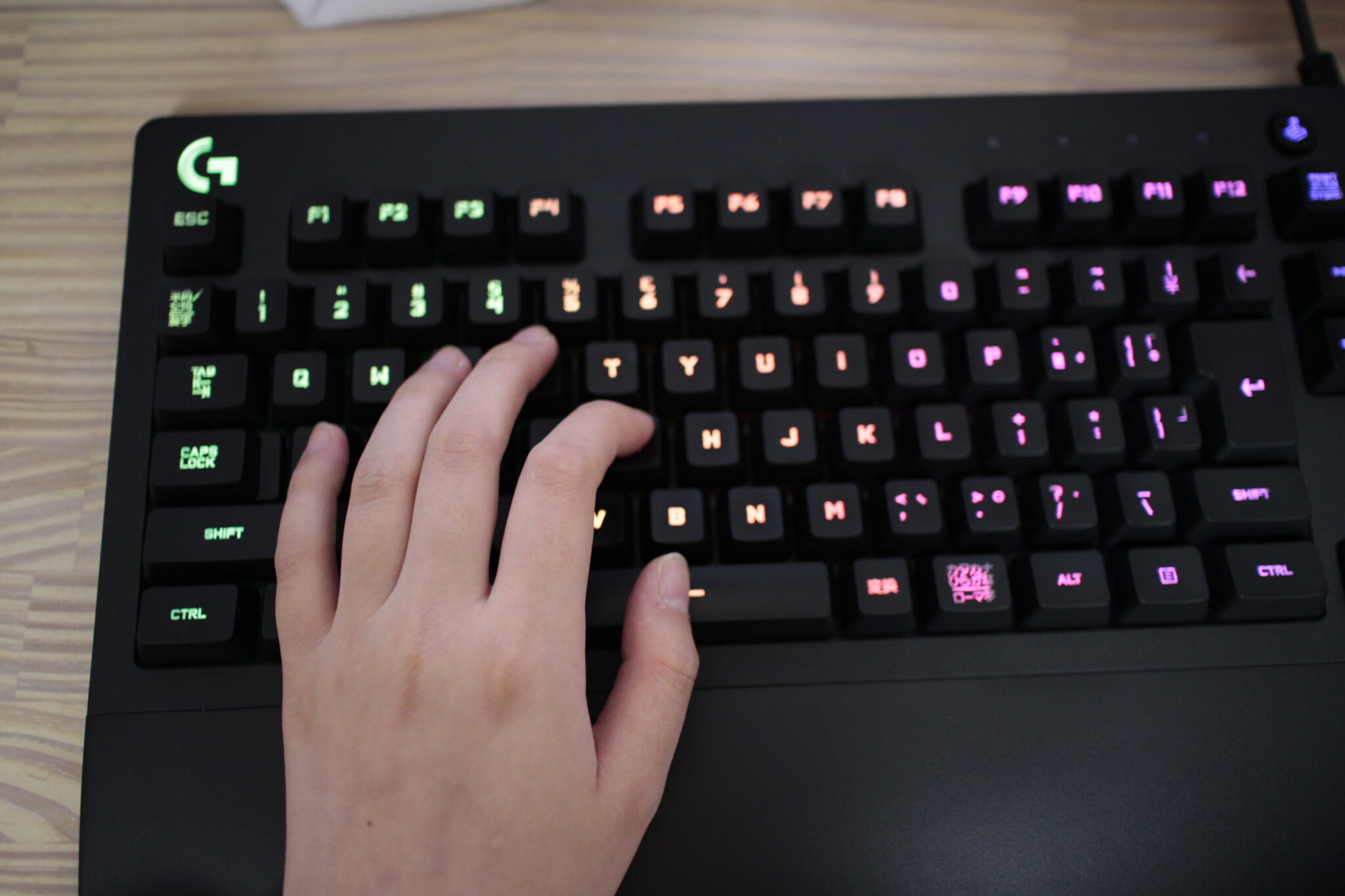 【Logicool G213レビュー！】静かで打鍵感の良い初心者向けゲーミングキーボード | まめログ！